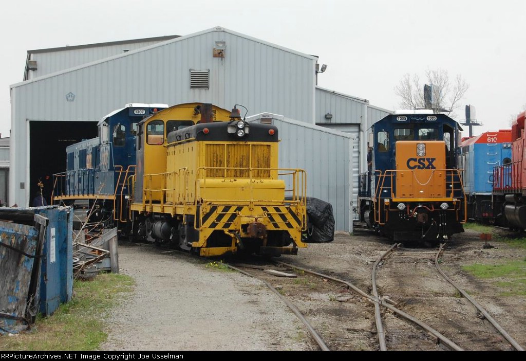 CSX 1305